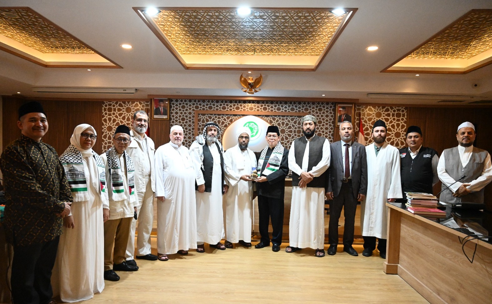 Bersama Ulama Internasional, MUI Tegaskan Dukung Palestina - Media Islam